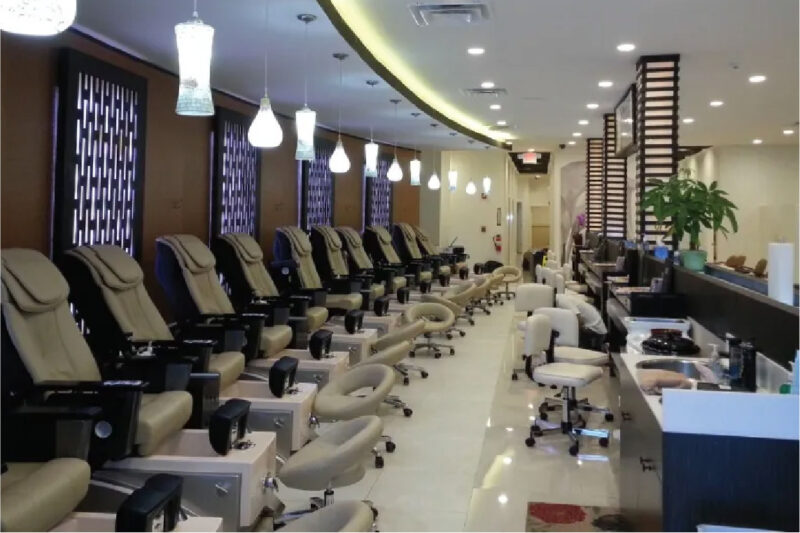 Custom Millwork & Built-to-Order Showcases | Store Displays®