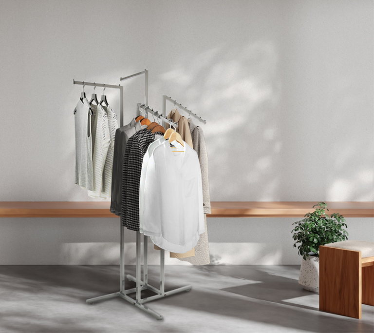 4-Way Rack w/ Square Straight & Slanted Arms - Chrome | Store Displays®