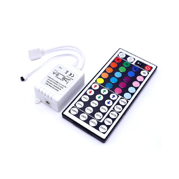 Silver Extra Vision Wall Case w/ RGB Lighted Base | Store Displays®